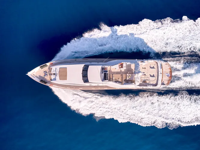 HELIOS yacht for charter (Falcon Yachts, 35m, 2010)